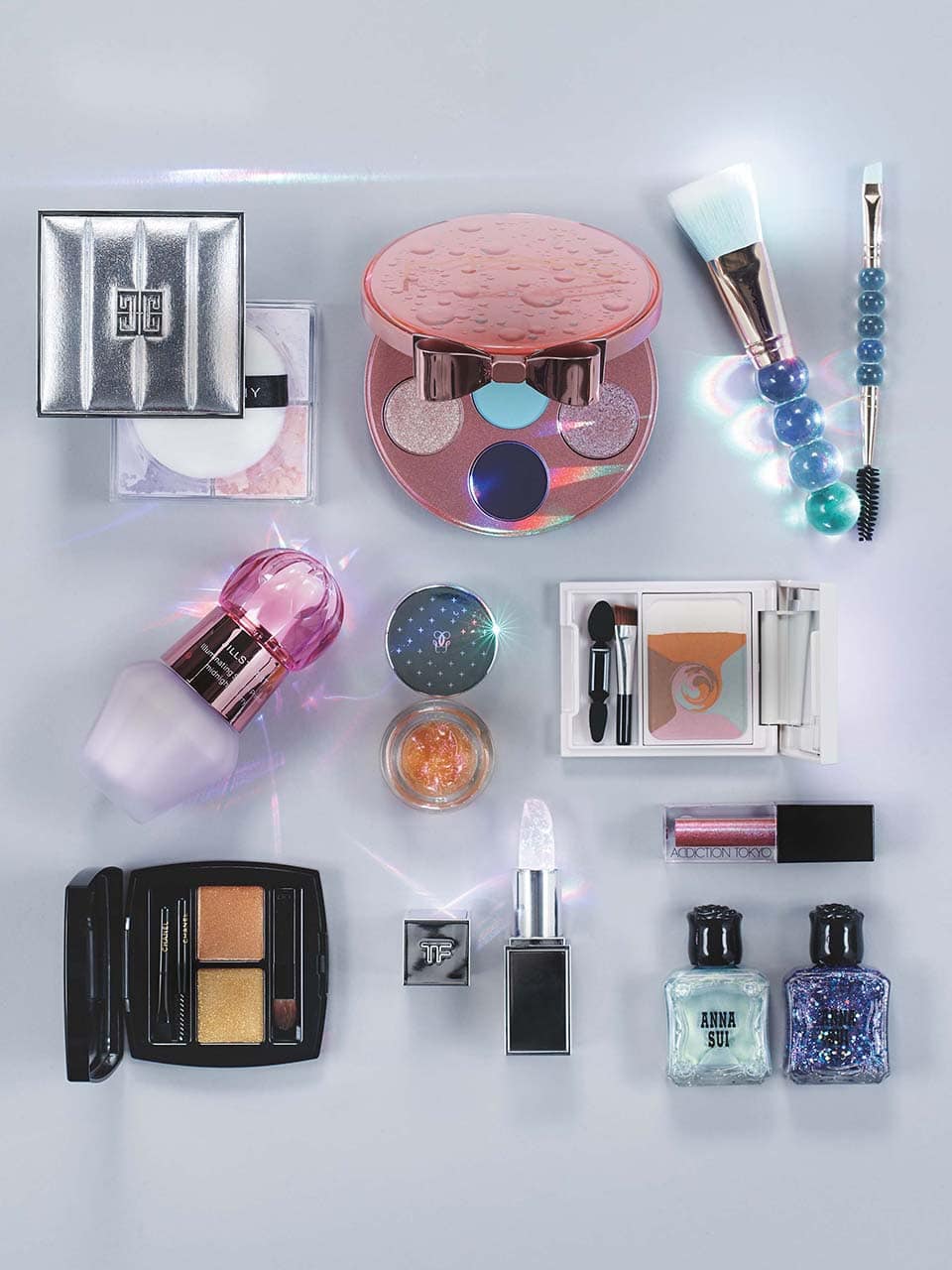 Y3Kムードを楽しめる“プラスON”ビューティプロダクト | 【GINZA】東京発信の最新ファッション＆カルチャー情報