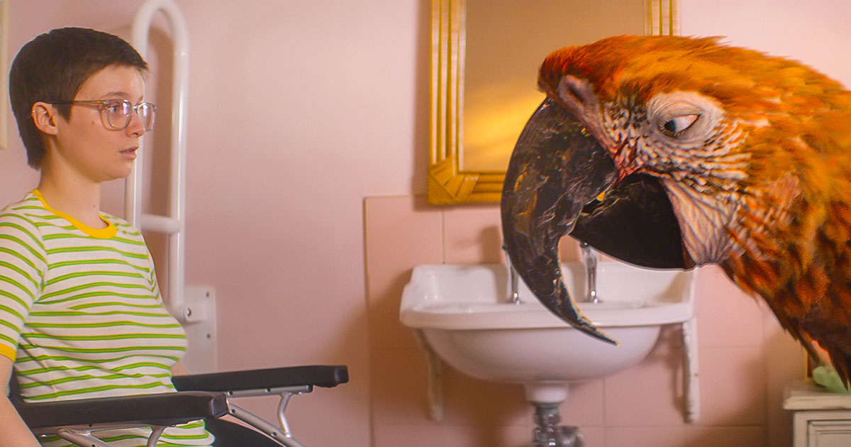 A24が発掘した新たな才能、ダイナ・O・プスィッチにインタビュー | 【GINZA】東京発信の最新ファッション＆カルチャー情報